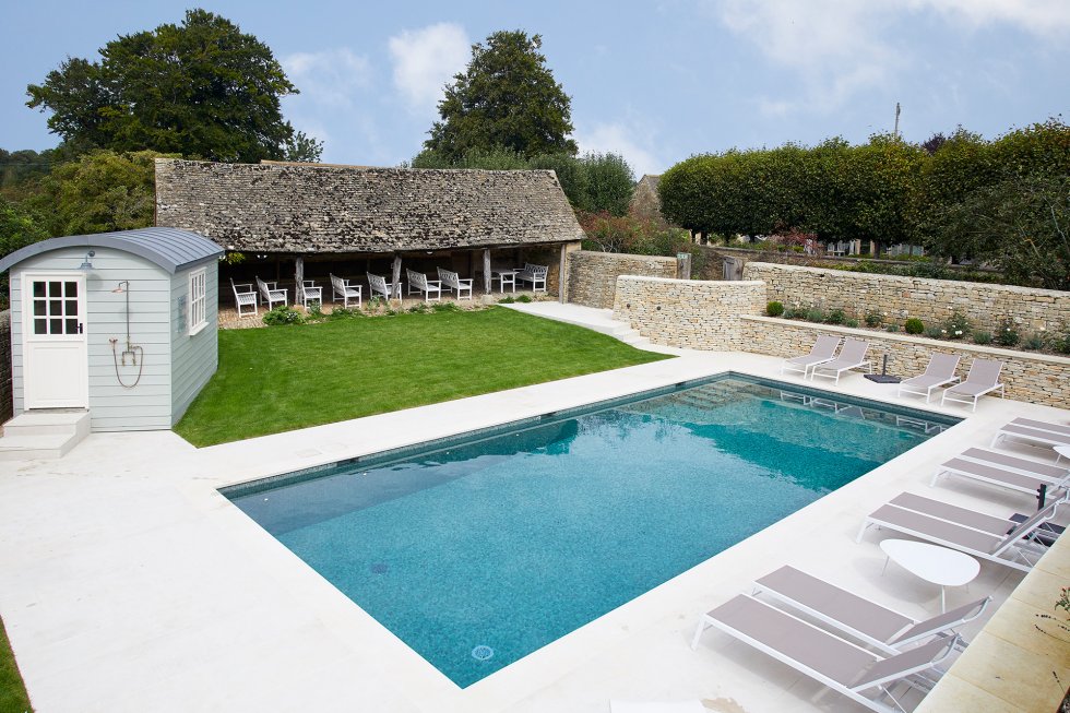 Luxury Outdoor Swimming Pool in Cotswolds. Design & build by Guncast